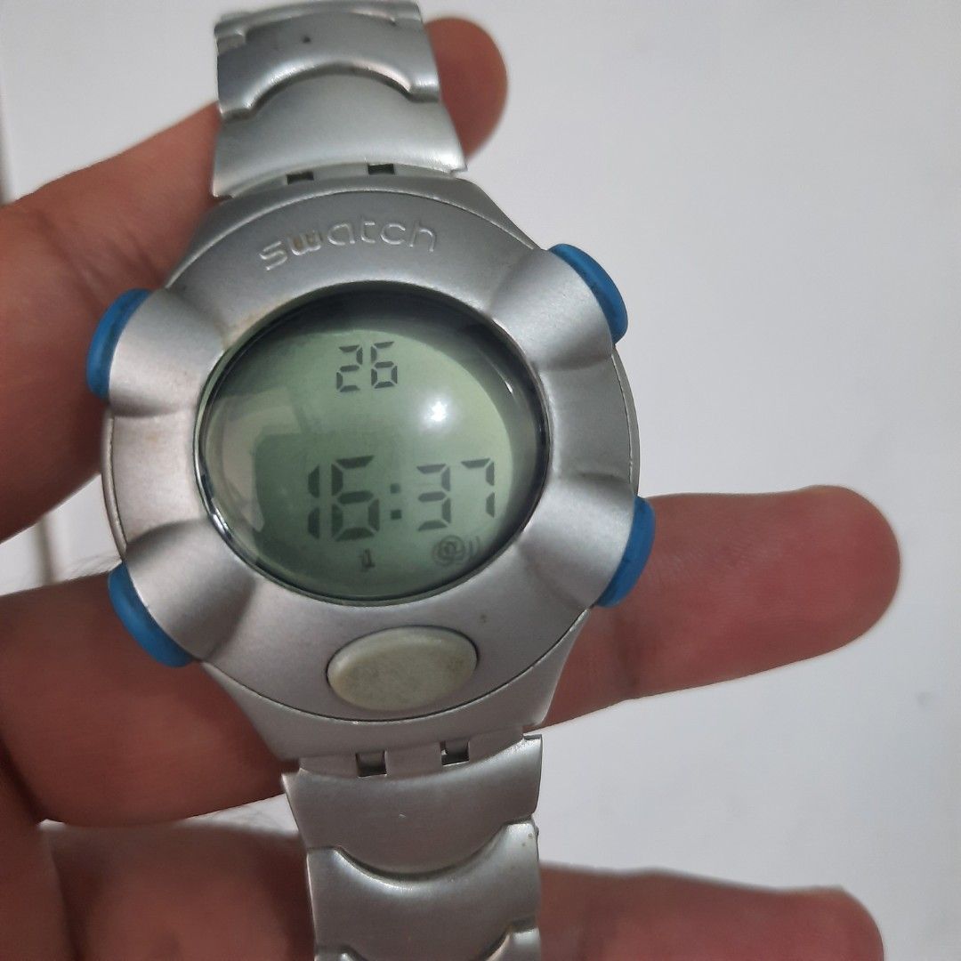Jam Tangan Swatch Beat Alumunium, Fesyen Wanita, Jam Tangan di Carousell