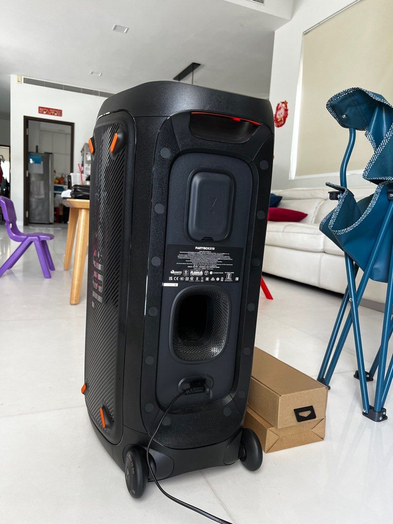 Jbl party box 310, Audio, Soundbars, Speakers & Amplifiers on Carousell
