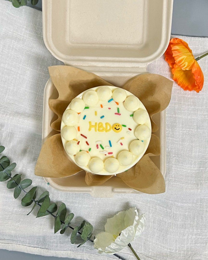 Korean Bento cake Minimalist, Food & Drinks, Homemade Bakes on Carousell