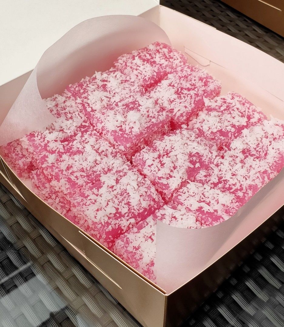 Kuih Kosui Lychee/ Nyonya Kuih/ Kaswee/ Kaswi/ Vegetarian, Food ...