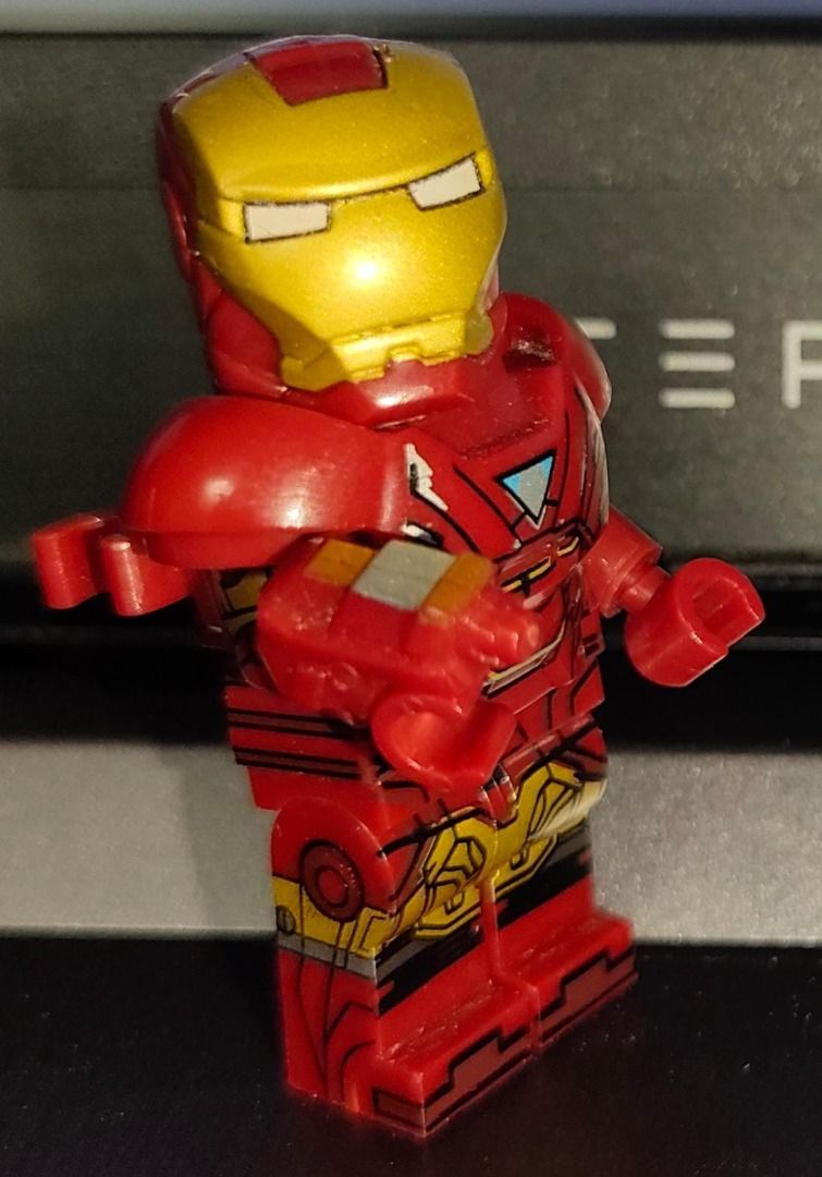 LEGO MARVEL MOVIE KINDA ACCURATE COMPATIBLE IRON MAN MARK 6, Hobbies ...