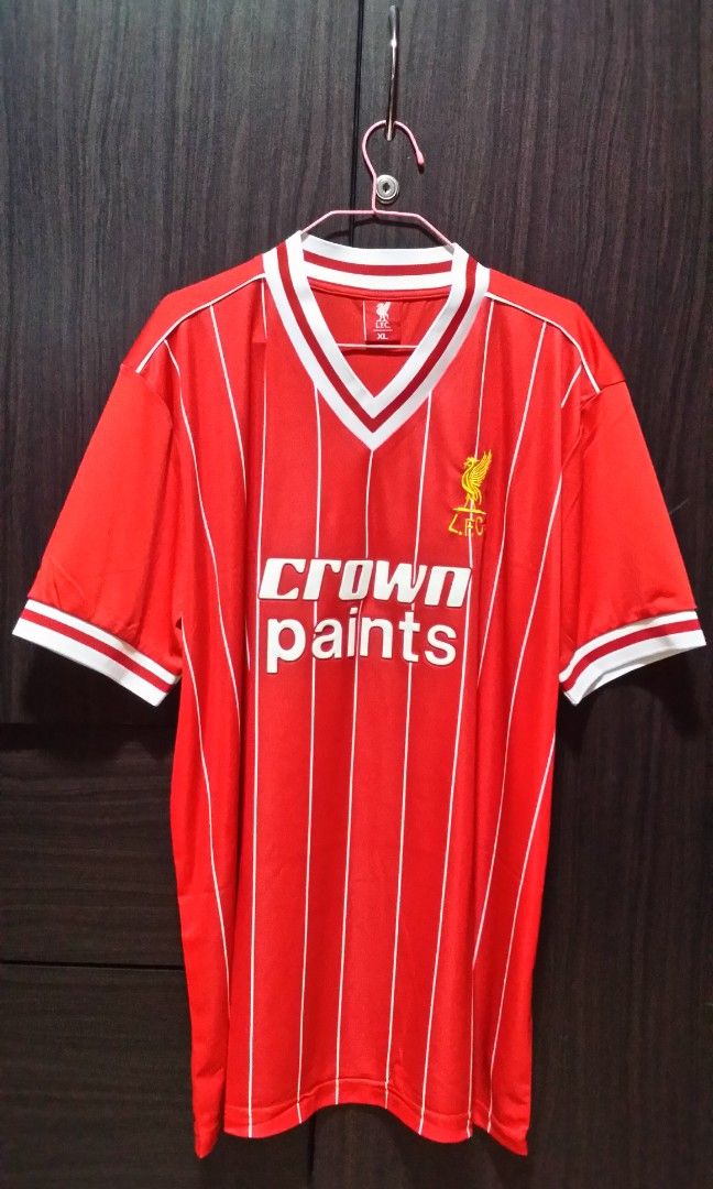 Liverpool 1982-1985 Home Jersey, Men's Fashion, Activewear on Carousell