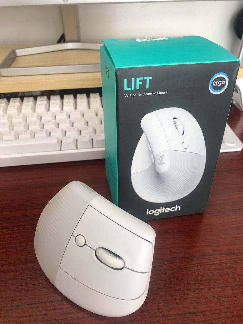 Logitech Lift Vertical Ergonomic Mouse, Computers & Tech, Parts ...