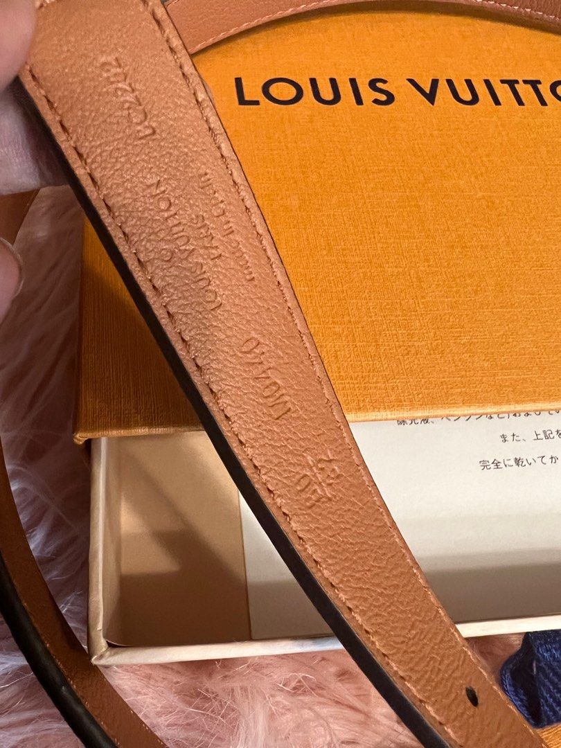 Lv reverse belt slim on Carousell