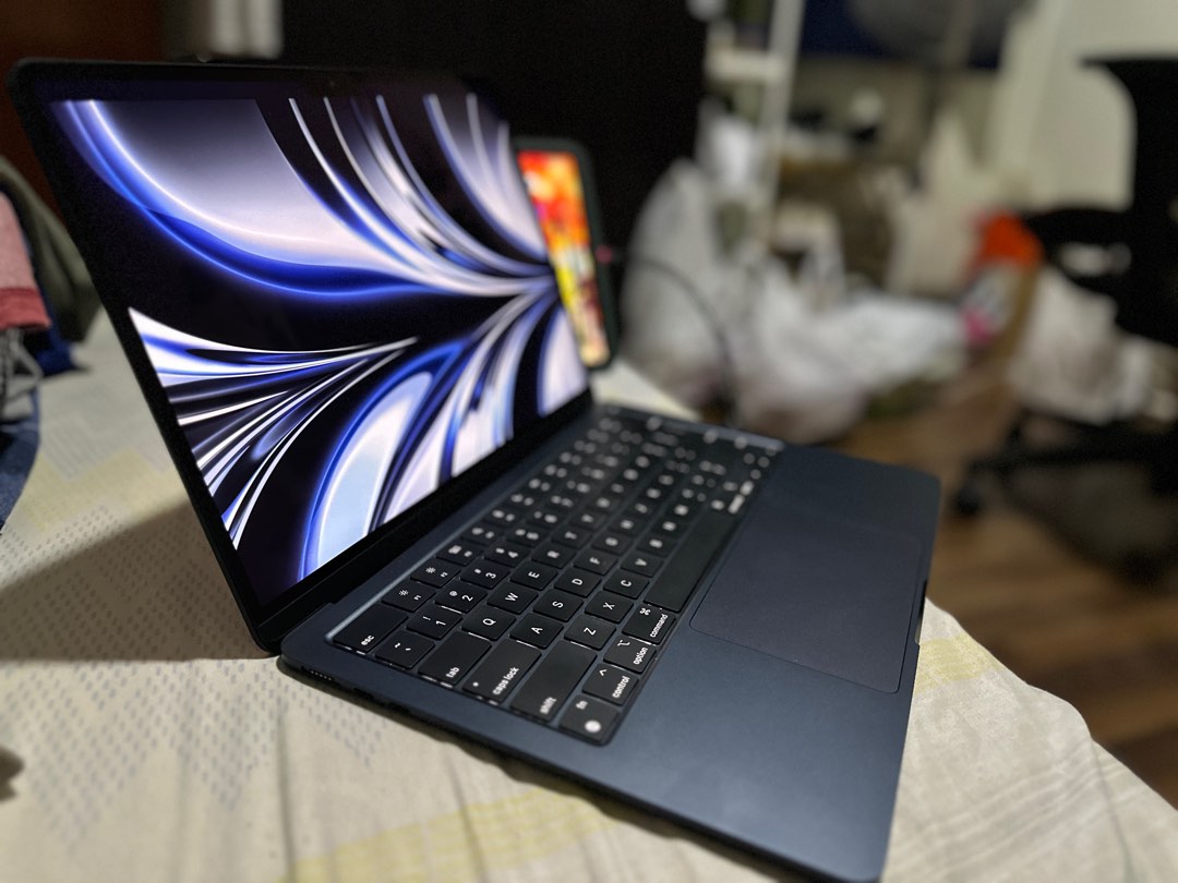 13” M2 Macbook Air Midnight - 8GB/256GB, Computers & Tech, Laptops & Notebooks on Carousell
