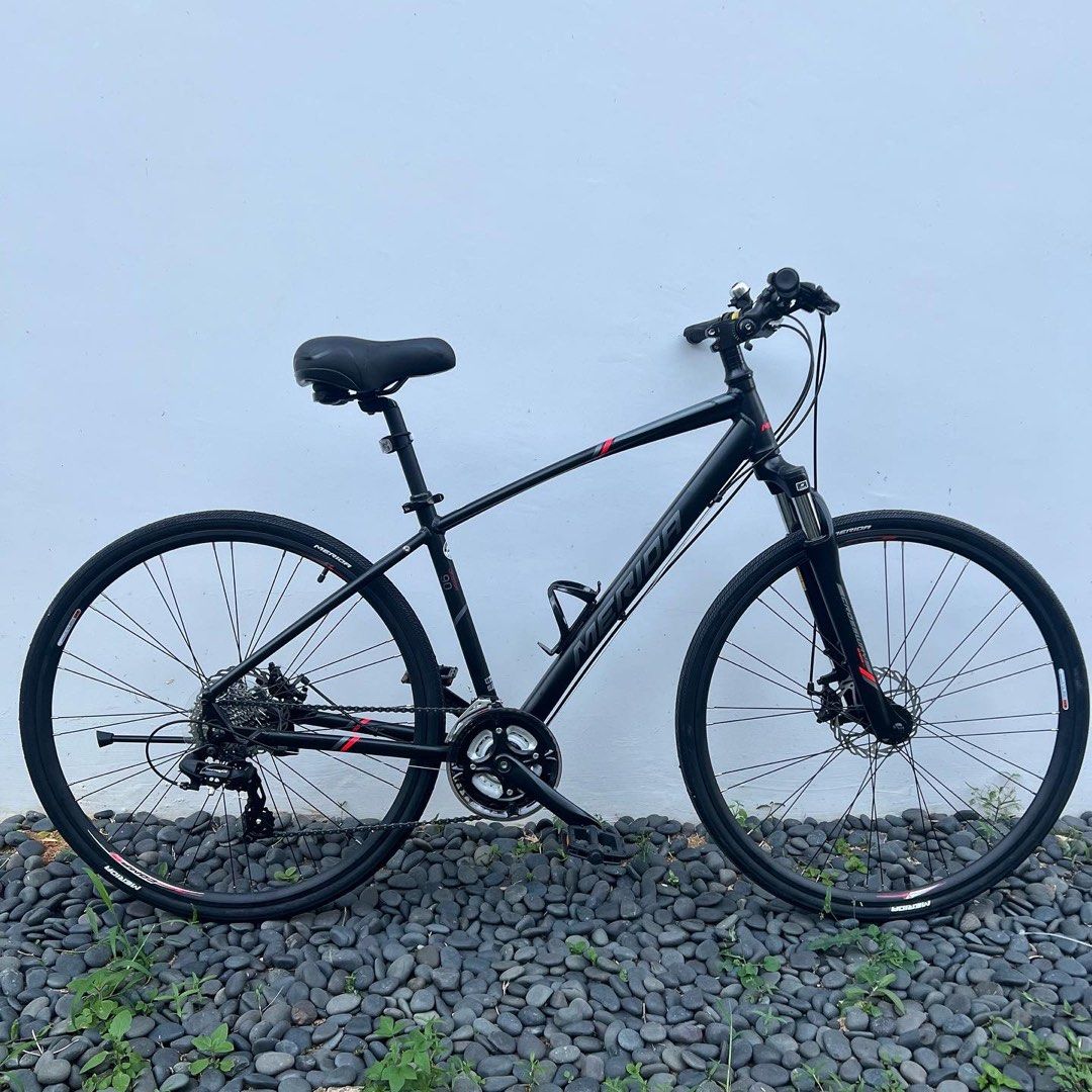 Merida crossway 90 hybrid bike on off road bike Shimano giant, Sports ...