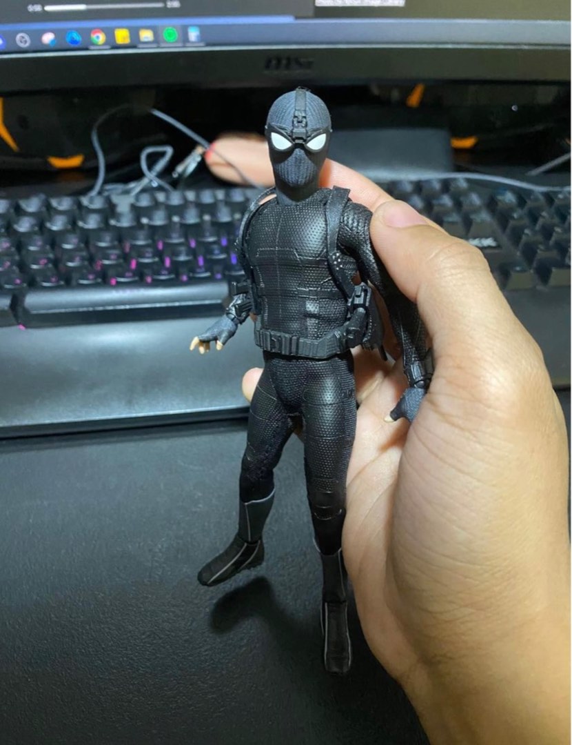 Mezco PX Exclusive Spiderman Far from Home - Stealth Suit (Night Monkey ...