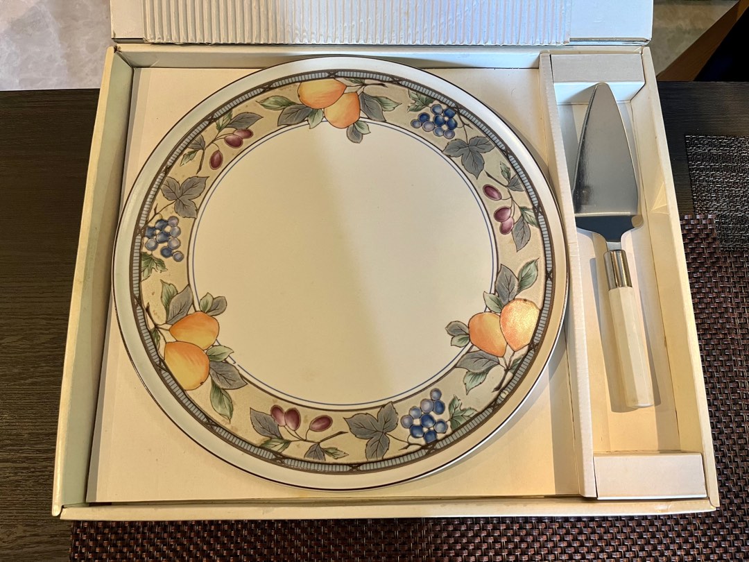 MIKASA Bone China Cake Plate & Server , Furniture & Home Living ...