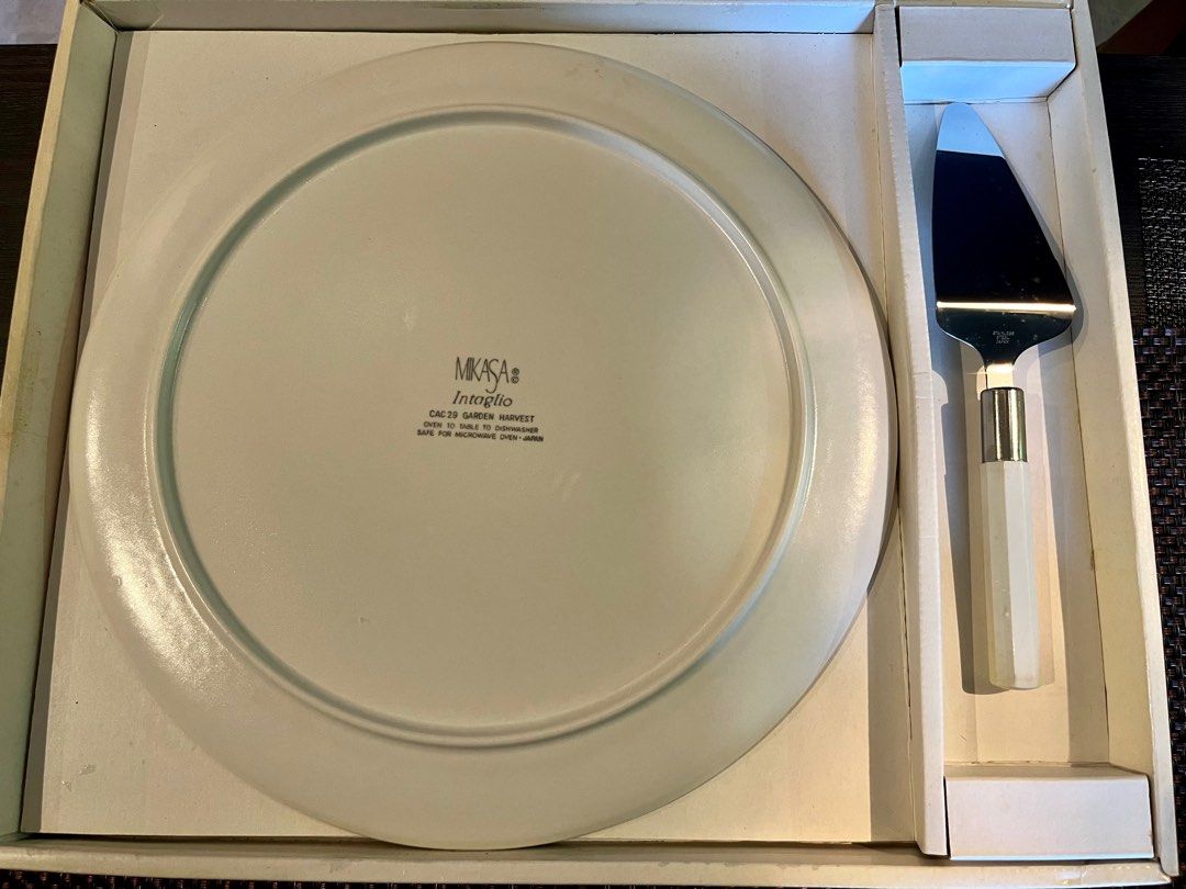 MIKASA Bone China Cake Plate & Server , Furniture & Home Living ...