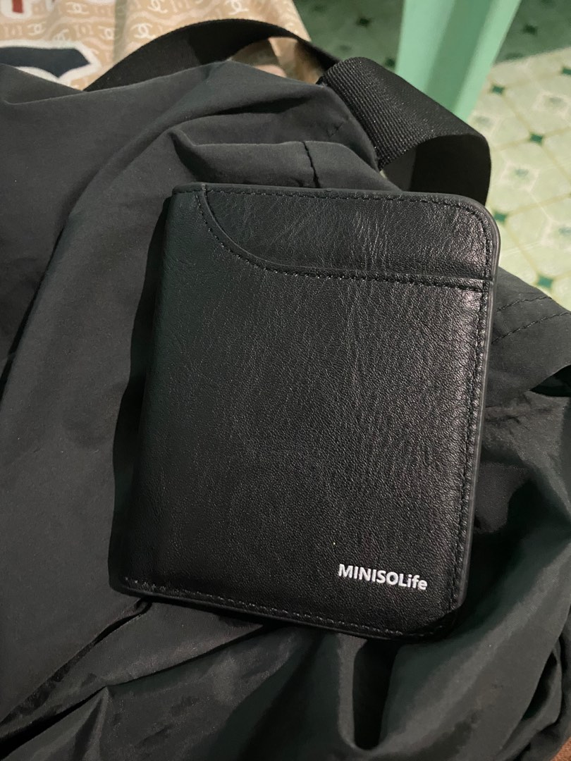 Miniso wallet on Carousell