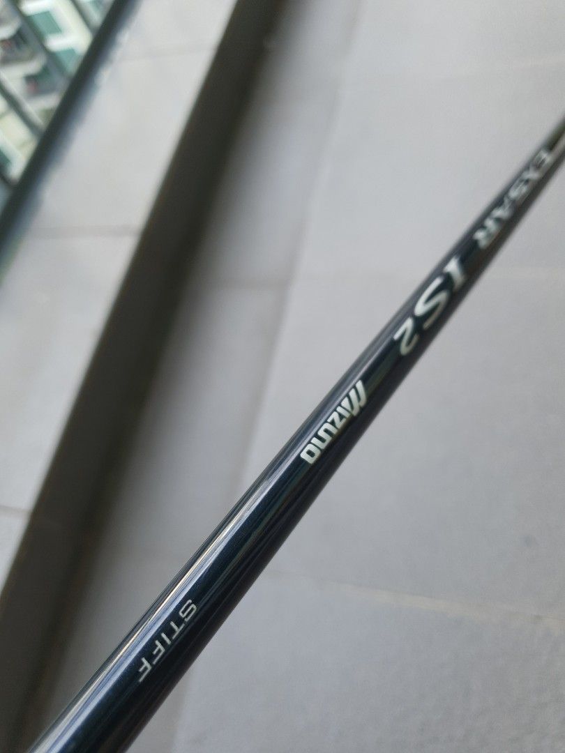 MIXUNO MX-950 hybrids no.3 and no.4, Sports Equipment, Sports & Games ...