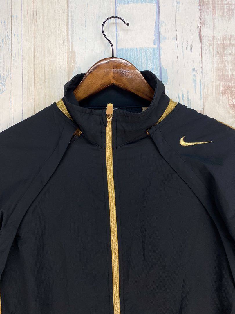 Nike training jacket, Women's Fashion, Coats, Jackets and Outerwear on ...
