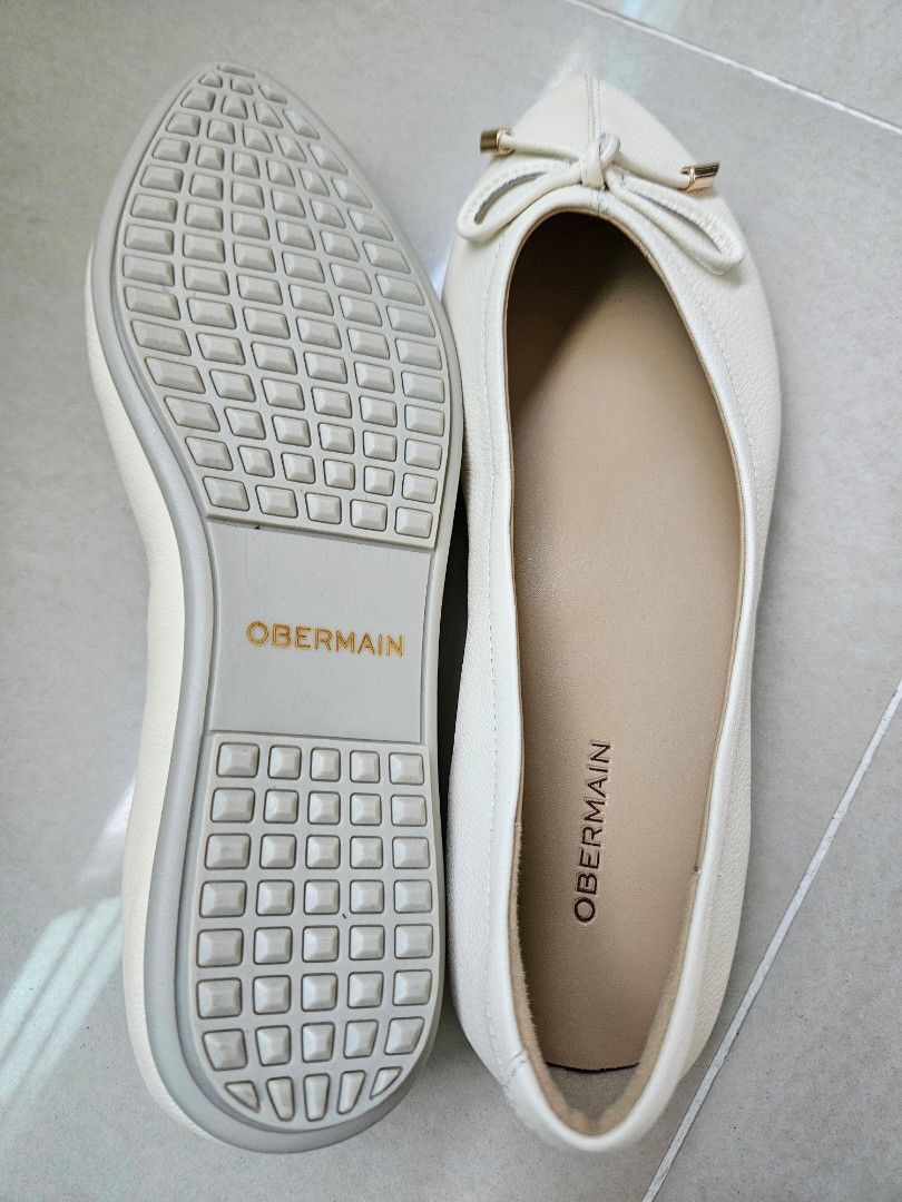 Obermain Flats, Women's Fashion, Footwear, Flats on Carousell