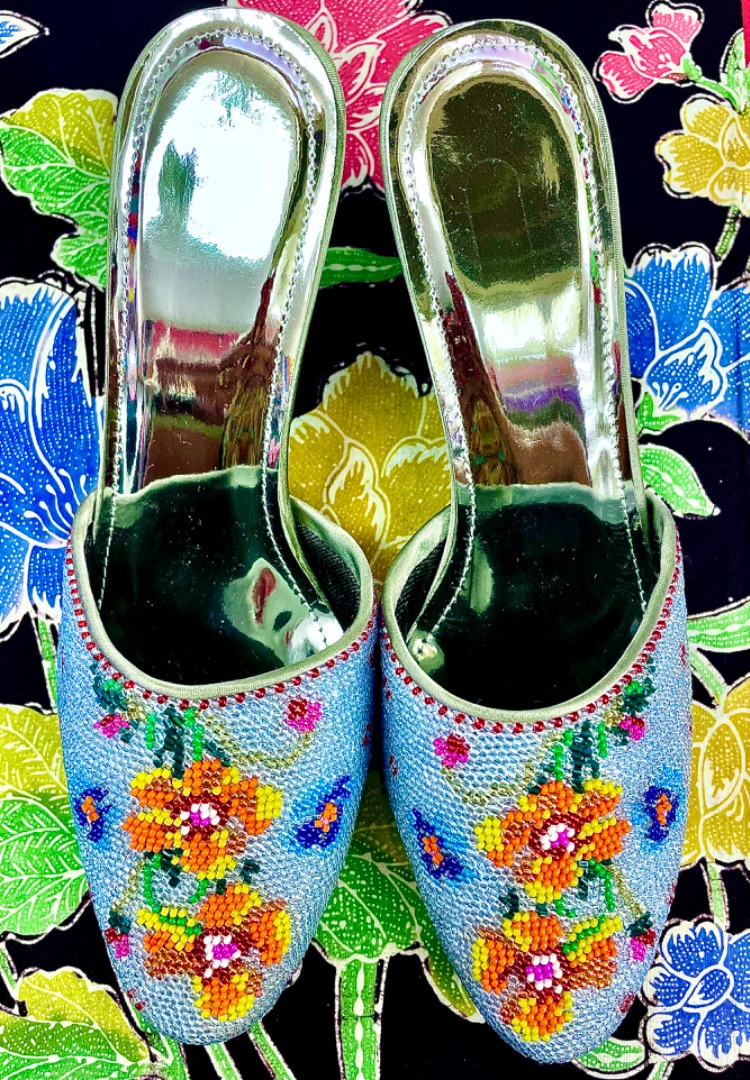 Peranakan Beaded Shoes, Women's Fashion, Footwear, Heels on Carousell
