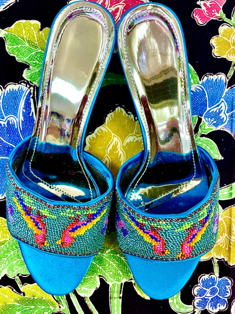 Peranakan Beaded Shoes, Women's Fashion, Footwear, Heels on Carousell
