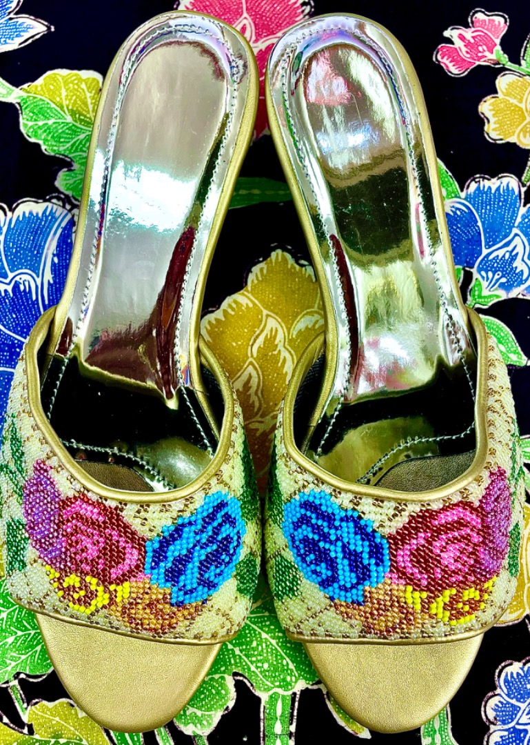 Peranakan Beaded Shoes, Women's Fashion, Footwear, Heels on Carousell