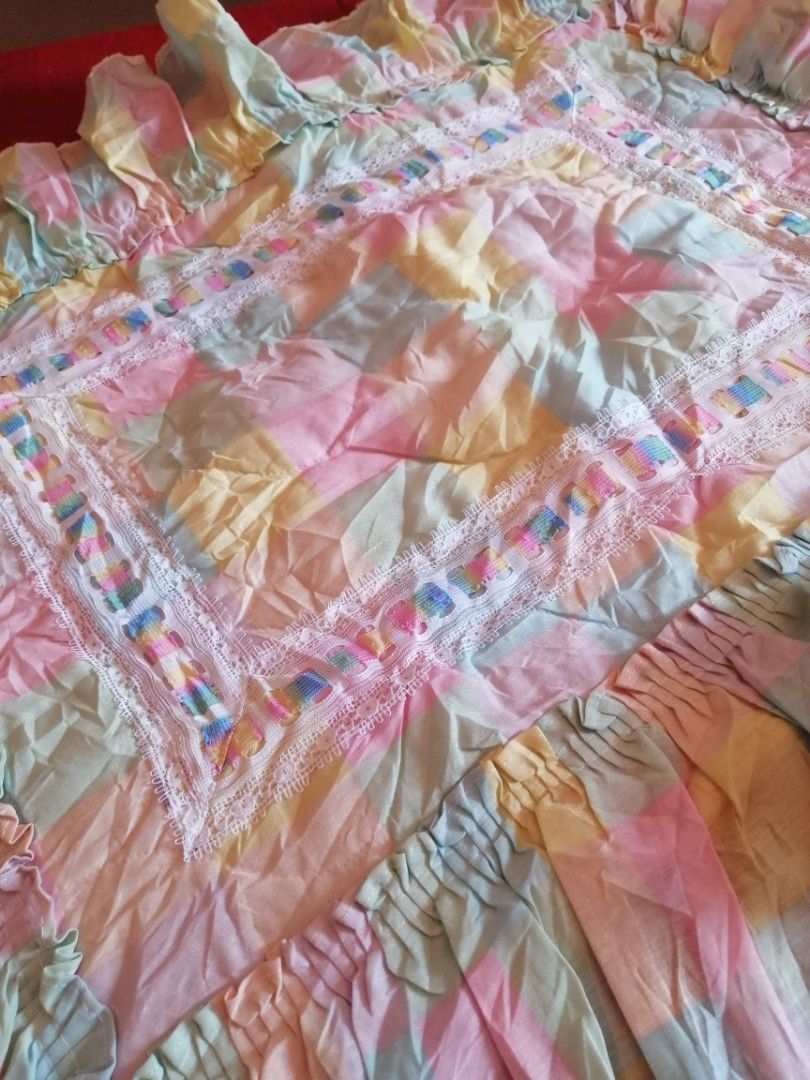 Pillow case with Raffles on Carousell