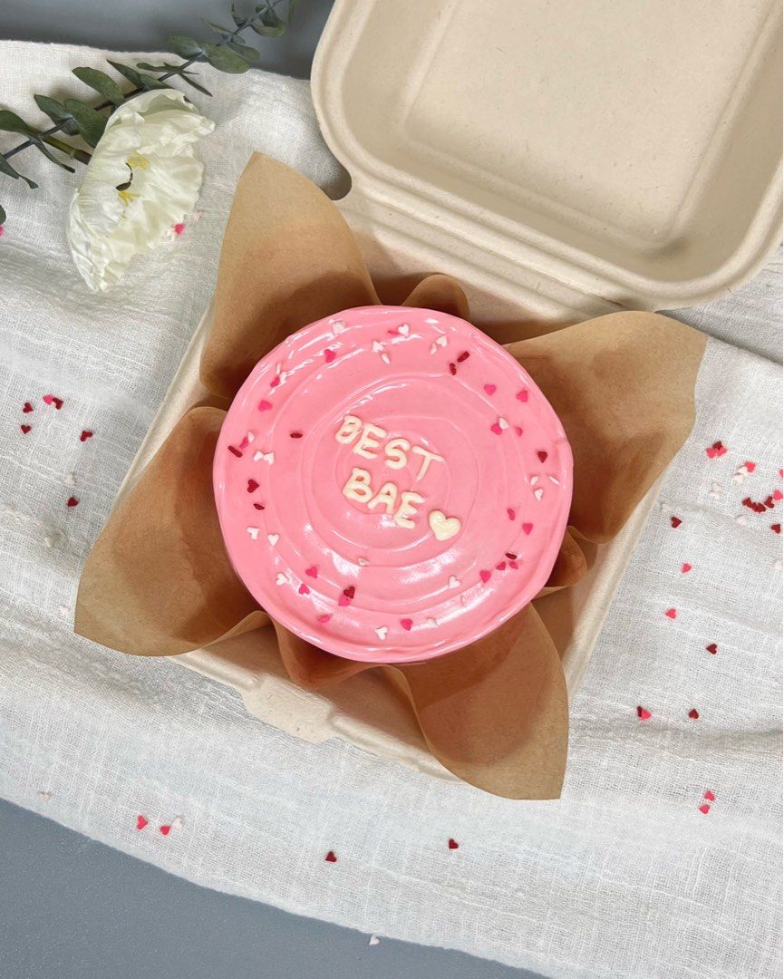 Pink Korean Bento Cake, Food & Drinks, Homemade Bakes on Carousell