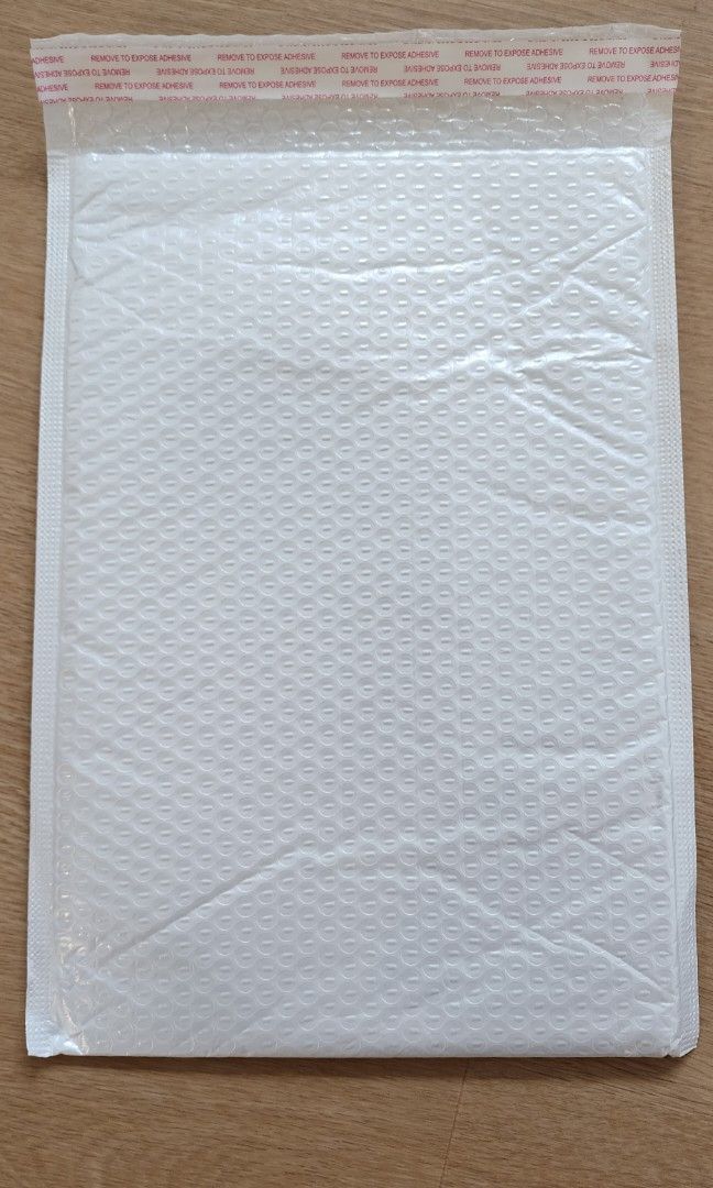 Protective bubble wrap envelopes, Hobbies & Toys, Stationery & Craft ...