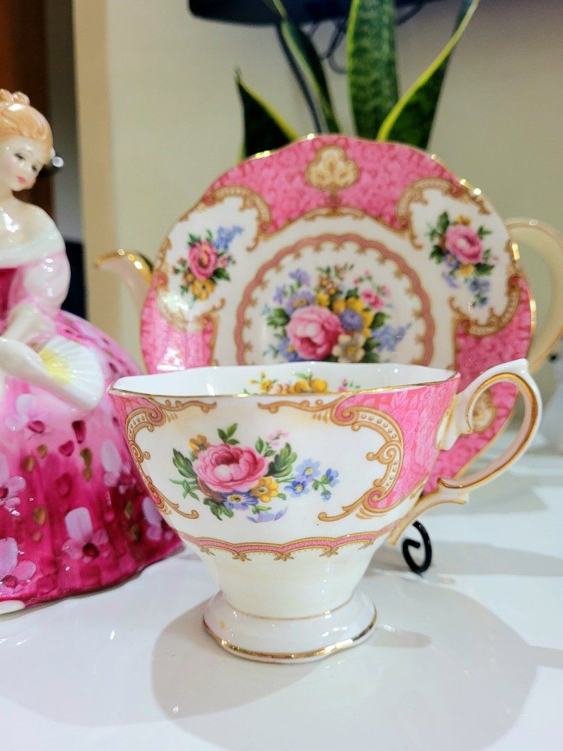 Rare Royal Albert LADY CARLYLE, Hobbies & Toys, Memorabilia ...