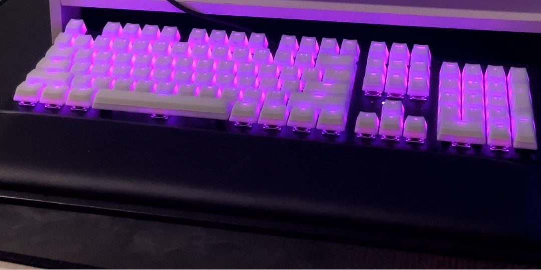 Razer Phantom keycaps (white), Computers & Tech, Parts & Accessories ...