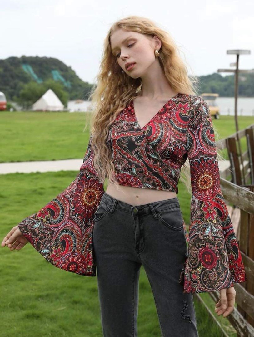 Retro 70s top, Women's Fashion, Tops, Blouses on Carousell