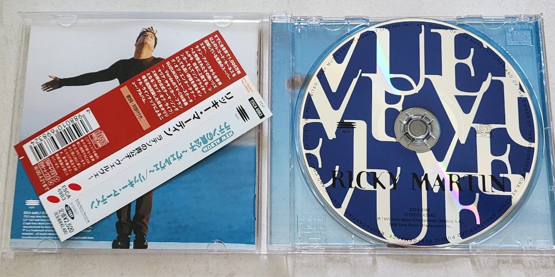 Ricky Martin ~ Vuelve ( JAPAN PRESS ) CD, Hobbies & Toys, Music & Media ...