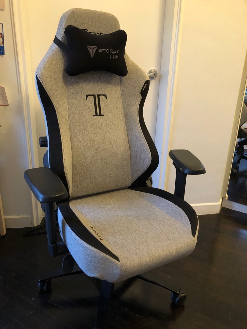 Secret Lab Titan, Furniture & Home Living, Furniture, Chairs on Carousell