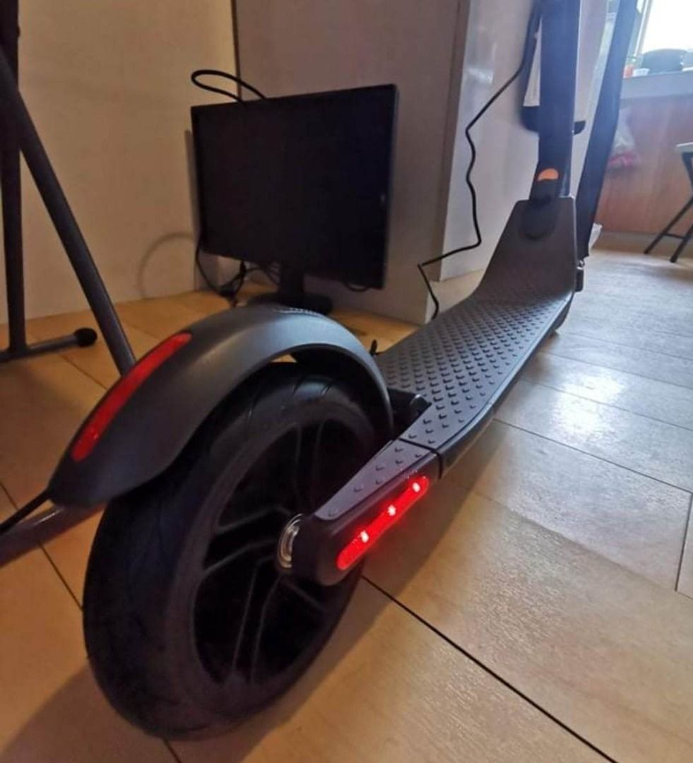 Segway Ninebot ES2 Electric Scooter, Sports Equipment, Sports & Games ...