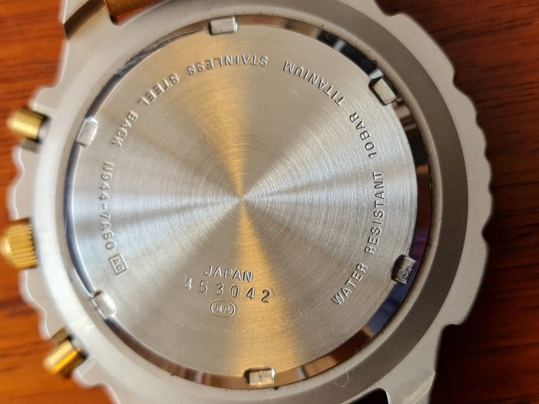 SEIKO ALBA HYPER-TECH CHRONOGRAPH TITANIUM N944-7A50 (RARE), Luxury, Watches on Carousell