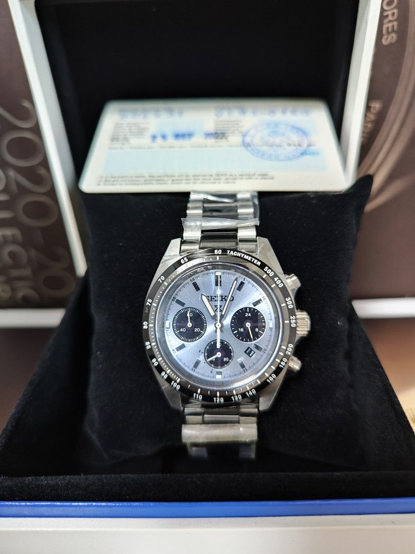Seiko Ice Blue Panda Solar Power Watch, Luxury, Watches on Carousell