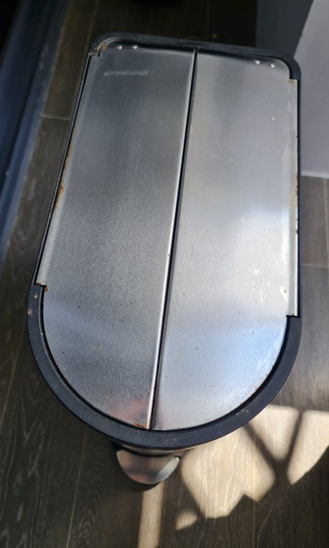 Simple Human Long Dustbin, Furniture & Home Living, Cleaning & Homecare ...