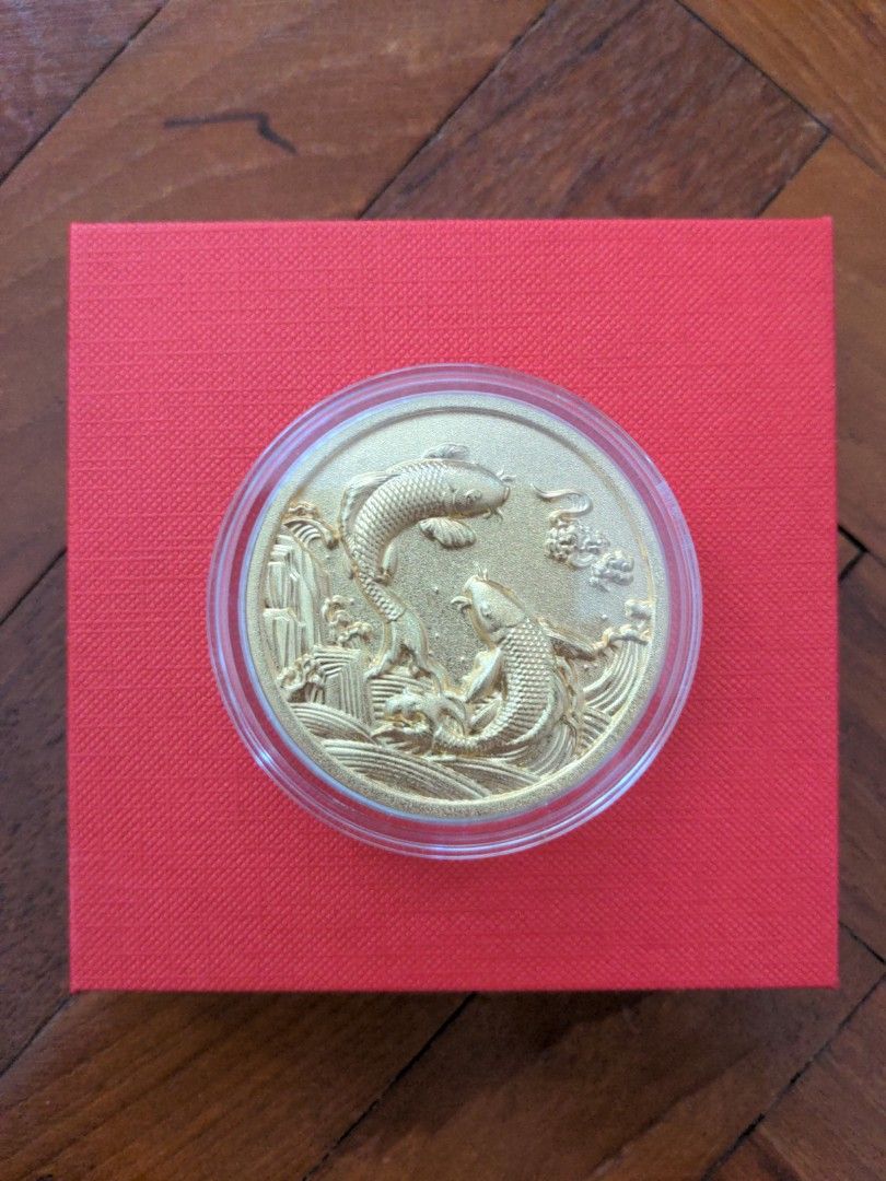 Singapore Mint auspicious koi fish gold foil medallion, Hobbies & Toys ...