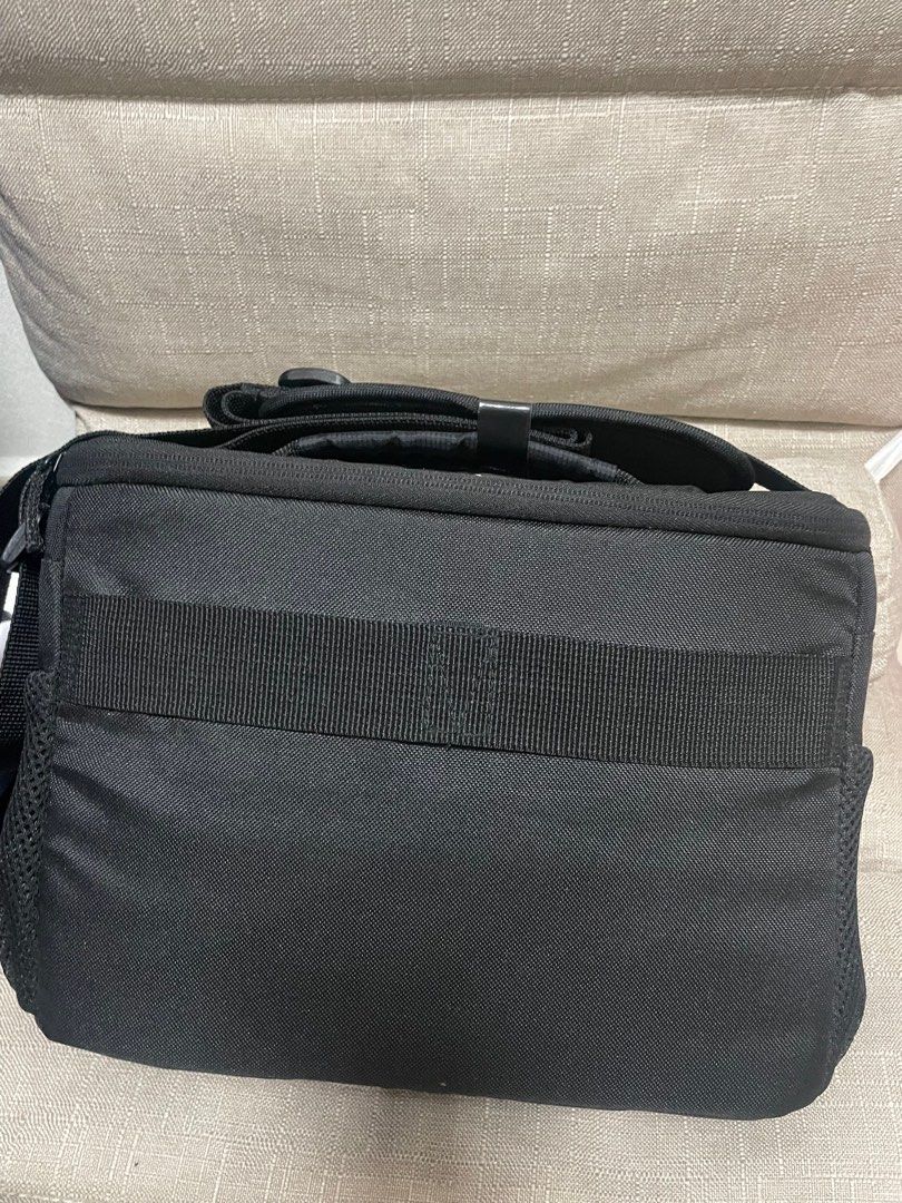 Sony 相機袋 LCS SL20, 攝影器材, 攝影配件, 相機袋 - Carousell