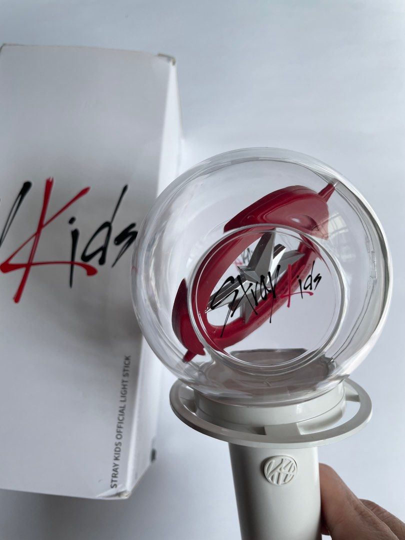 STRAY KIDS LIGHTSTICK (JYP LIGHT STICK), Hobbies & Toys, Memorabilia ...