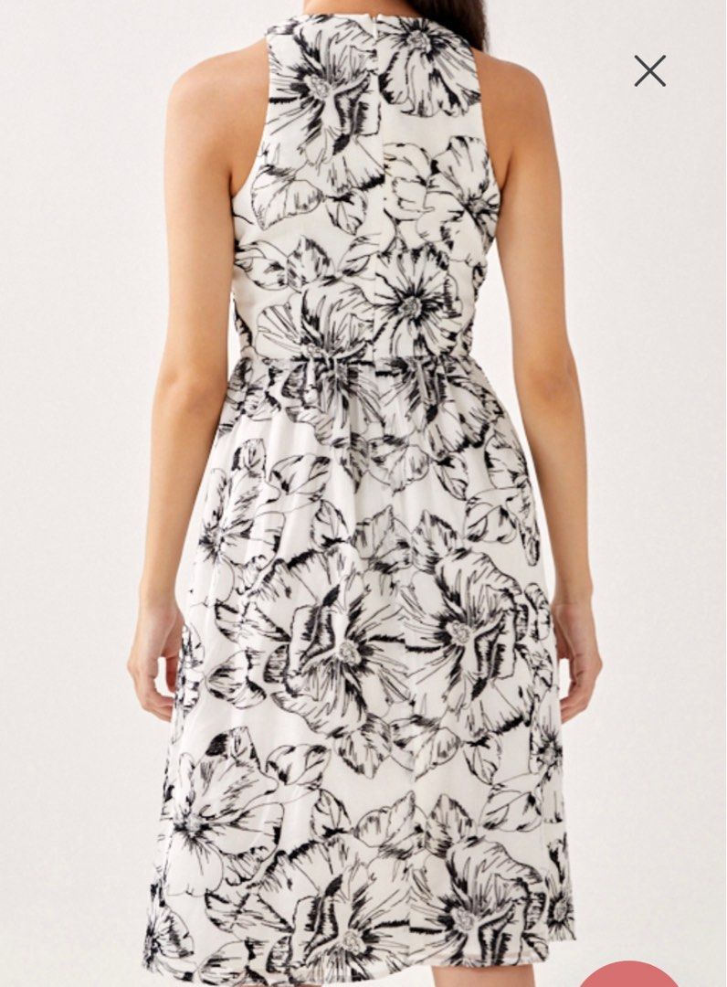 Teagan Embroidered Halter Midi Dress, Women's Fashion, Dresses & Sets ...