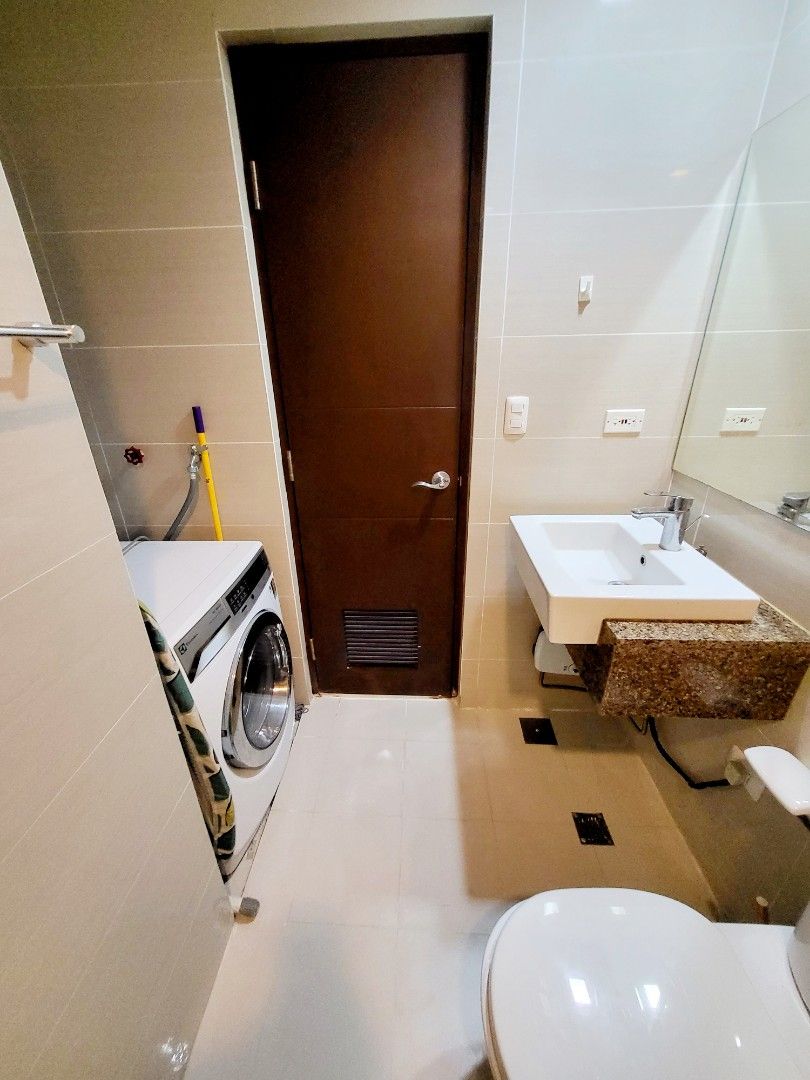 Three Central Condo Makati on Carousell