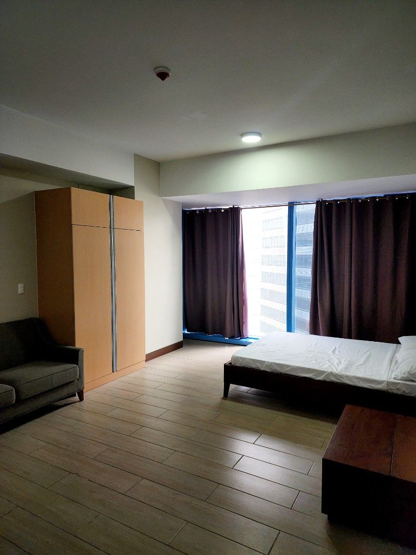 Three Central Condo Makati on Carousell