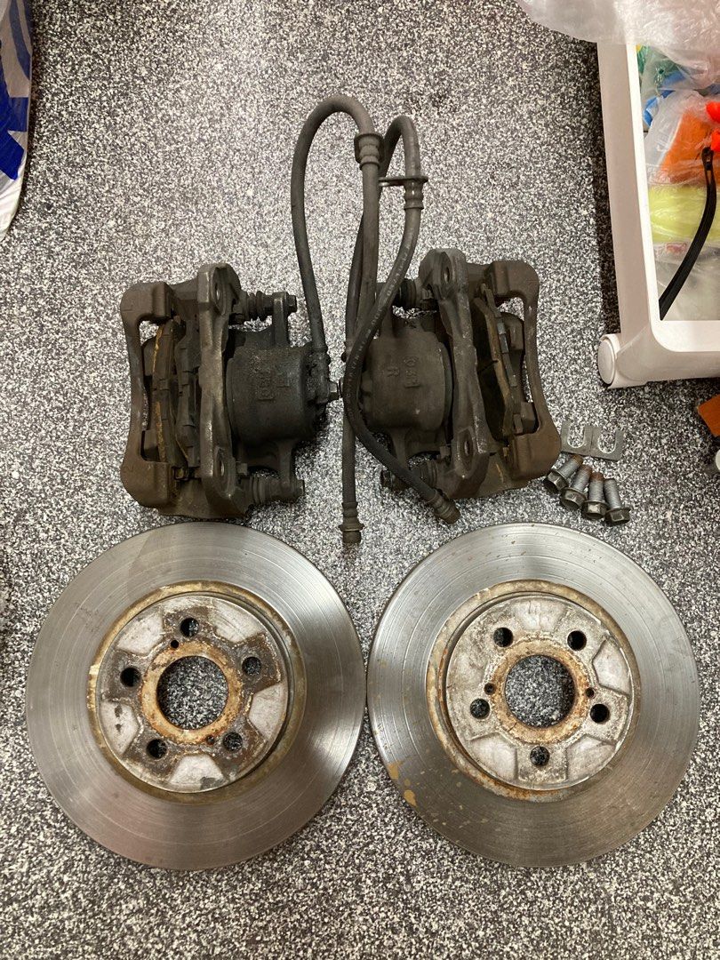 Toyota wish 2.0 ZGE20 Original Brake, Car Accessories, Accessories on Carousell