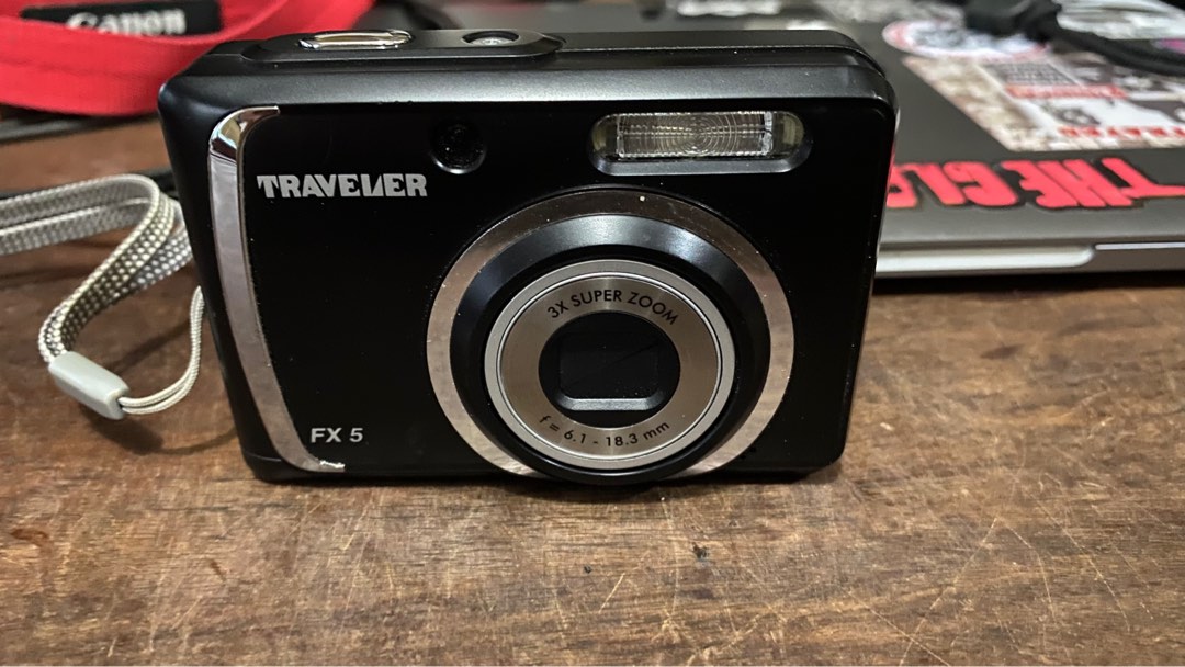 Traveler FX5 Digicam, Photography, Cameras on Carousell