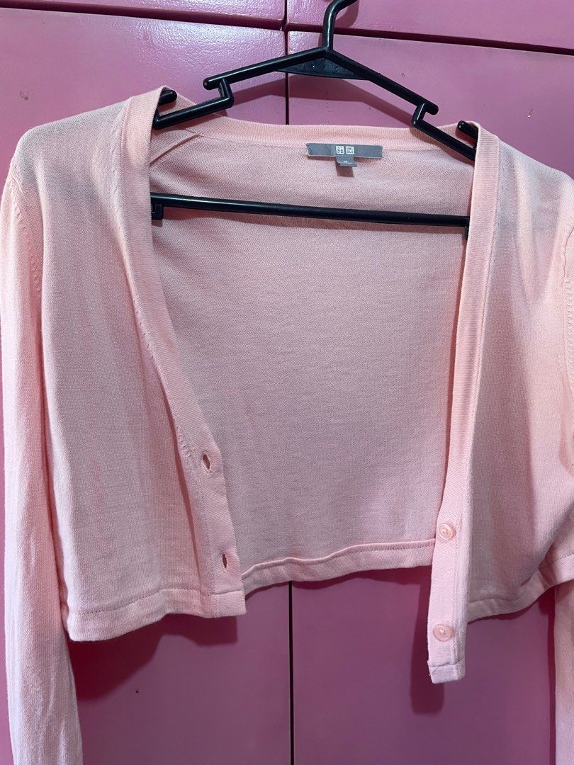 Uniqlo Cropped Cardigan Pink Reworked on Carousell