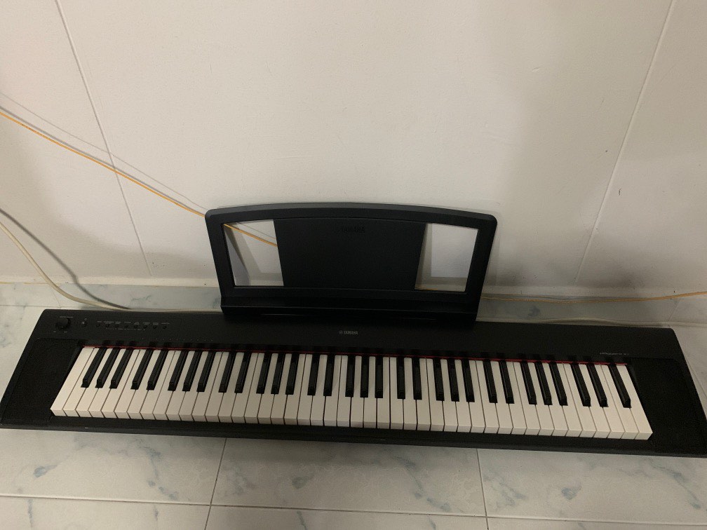 Yamaha Piaggero NP-31 electric piano, Hobbies & Toys, Music & Media ...