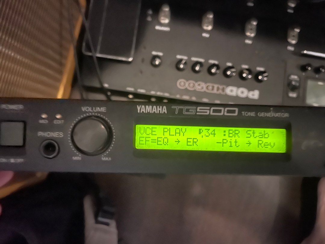 Yamaha TG500 rack synth module, Hobbies & Toys, Music & Media, Musical ...