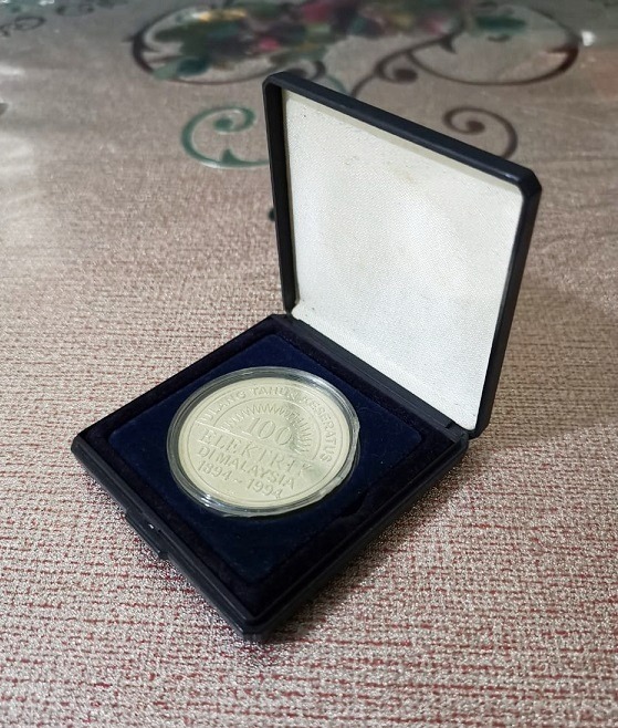 100 Years Electric TNB Silver Coin. 10 Tahun Elektrik Syiling Perak ...