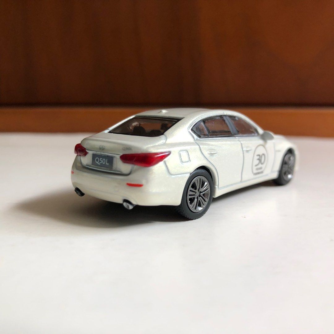 1/64 Paudi Model Infiniti Q50L, Hobbies & Toys, Toys & Games on Carousell