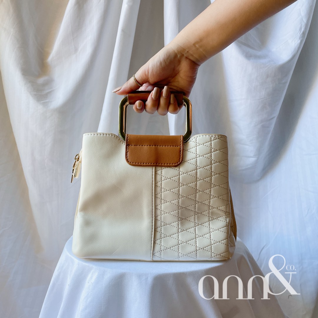 Ann&co. How r u bags Brand new hand bag for women, Women's Fashion ...