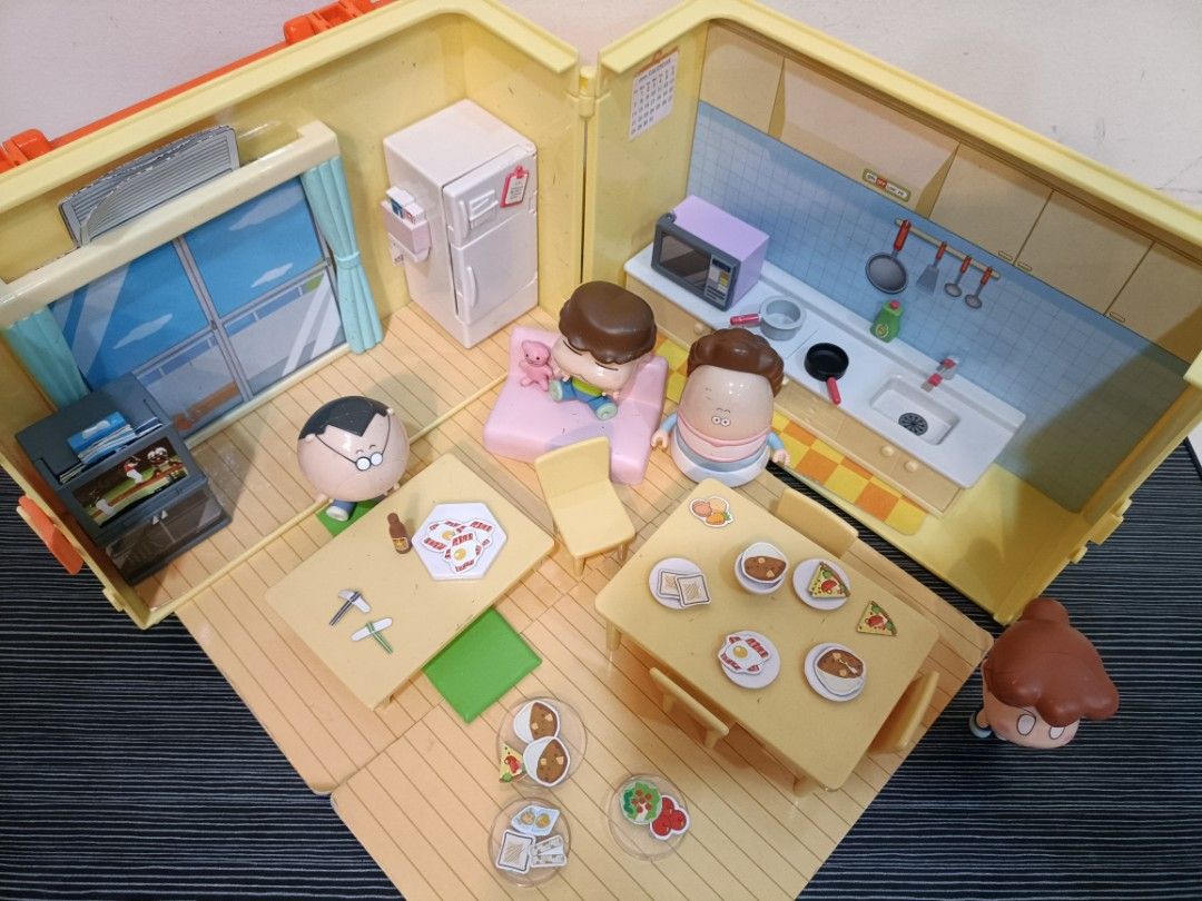 Atashinchi house and family set, Hobbies & Toys, Toys & Games on Carousell