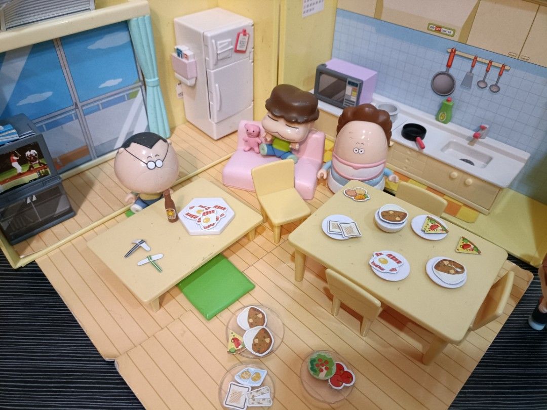 Atashinchi house and family set, Hobbies & Toys, Toys & Games on Carousell
