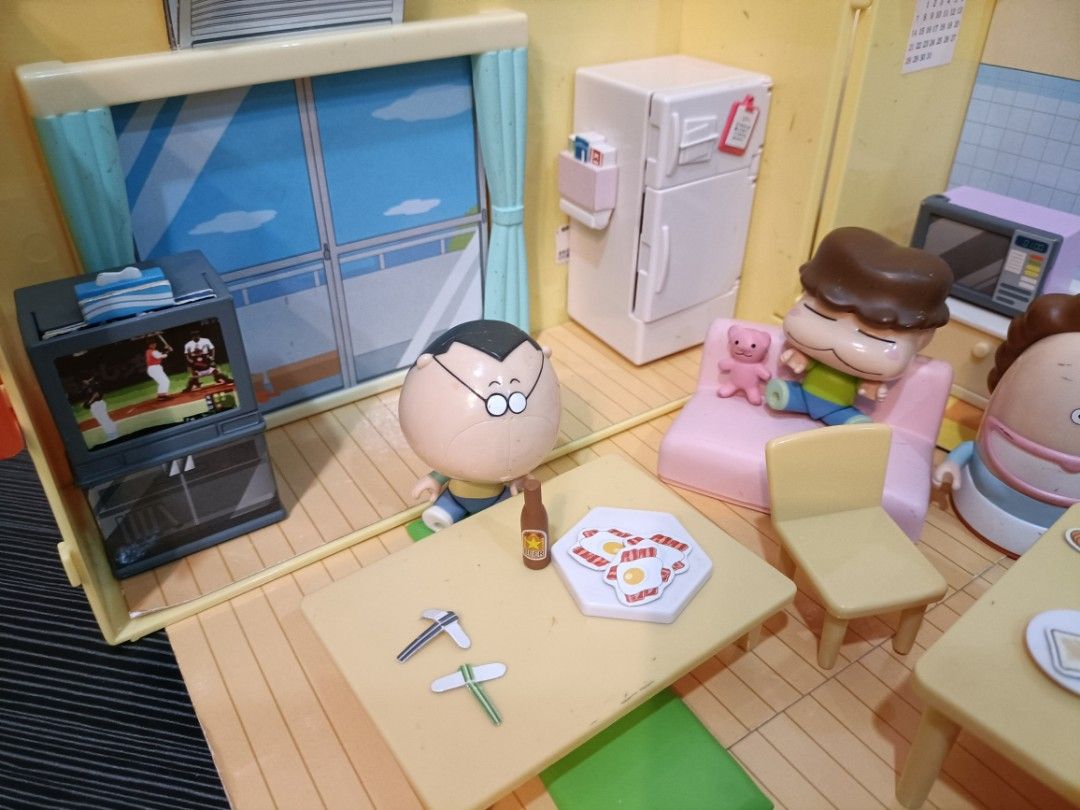 Atashinchi house and family set, Hobbies & Toys, Toys & Games on Carousell