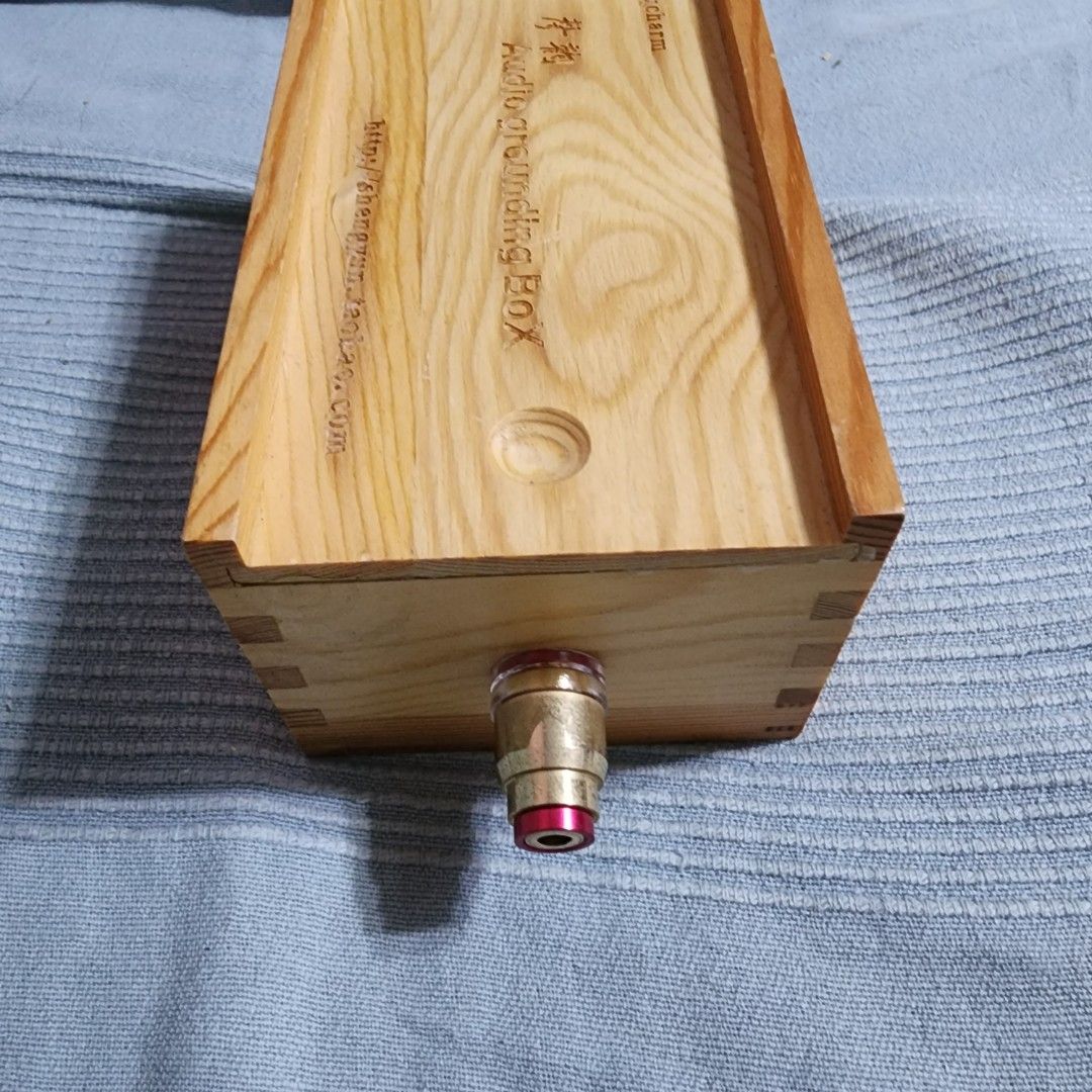 Aucharm ground box, Audio, Other Audio Equipment on Carousell